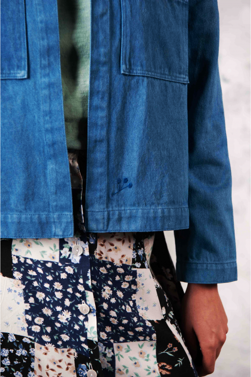 Loue cette veste sous Bois de la marque Neprun sur OŪ La mode qu'on loue